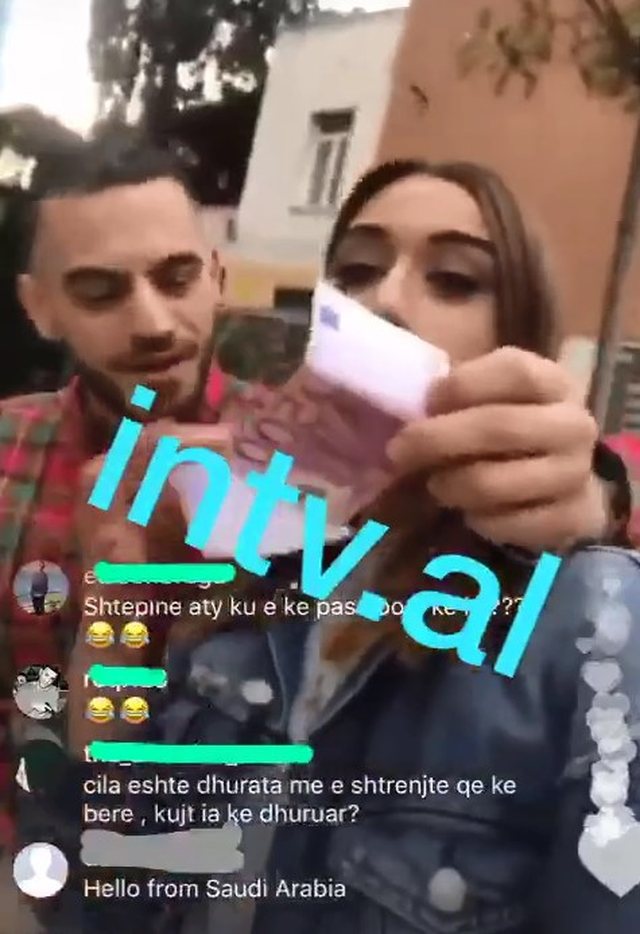 FOTO/500 euro live në Instagram, Erik Fullani i mbulon sytë me para ...