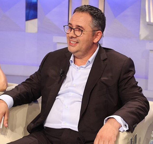 Rama me tuta e këpucë, Basha dhe Samir Mane me kostume/ Si u veshën të ...